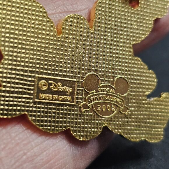 Disney | Accessories | New Walt Disney World Pin Ears To You 202 ...